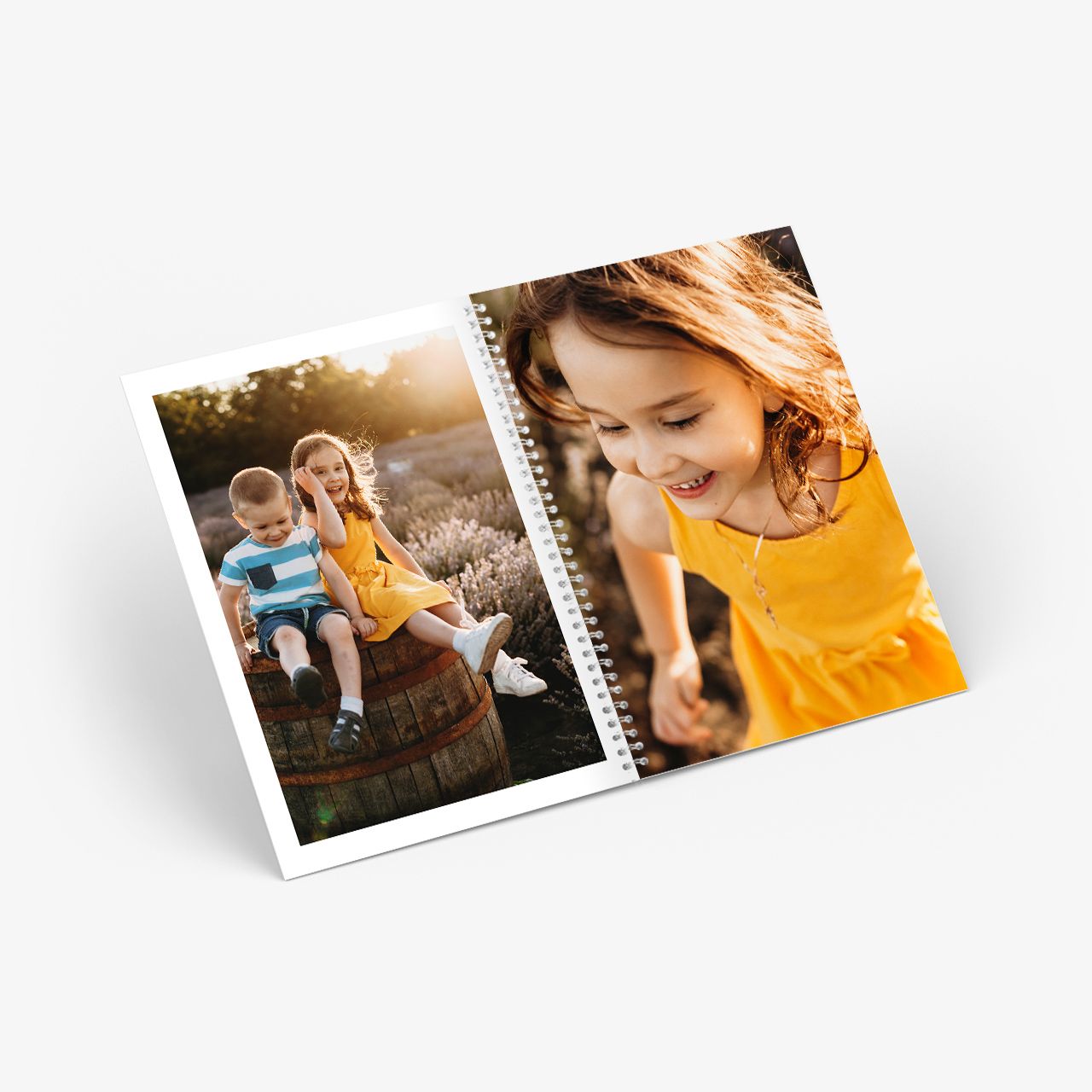 A4 Fotobuch im Hochformat auf 24 Seiten mit robuster Ringbindung online ...