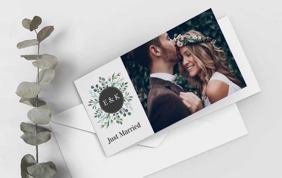 Design a folded panorama card with photos | ifolor