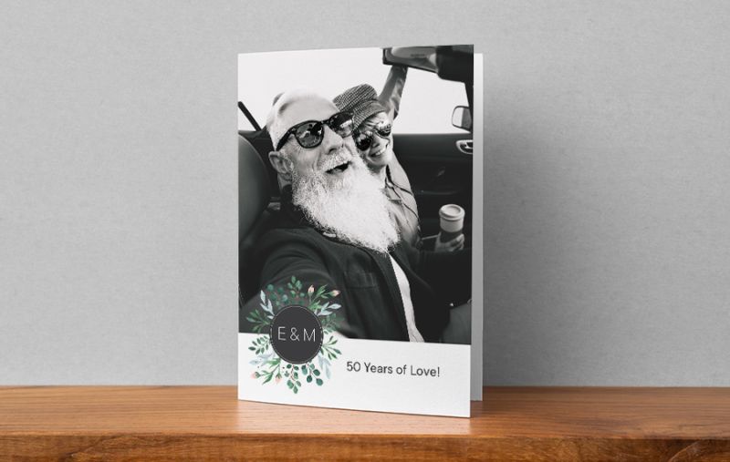 Folded maxi card: Design your own elegant portrait A4 card | ifolor