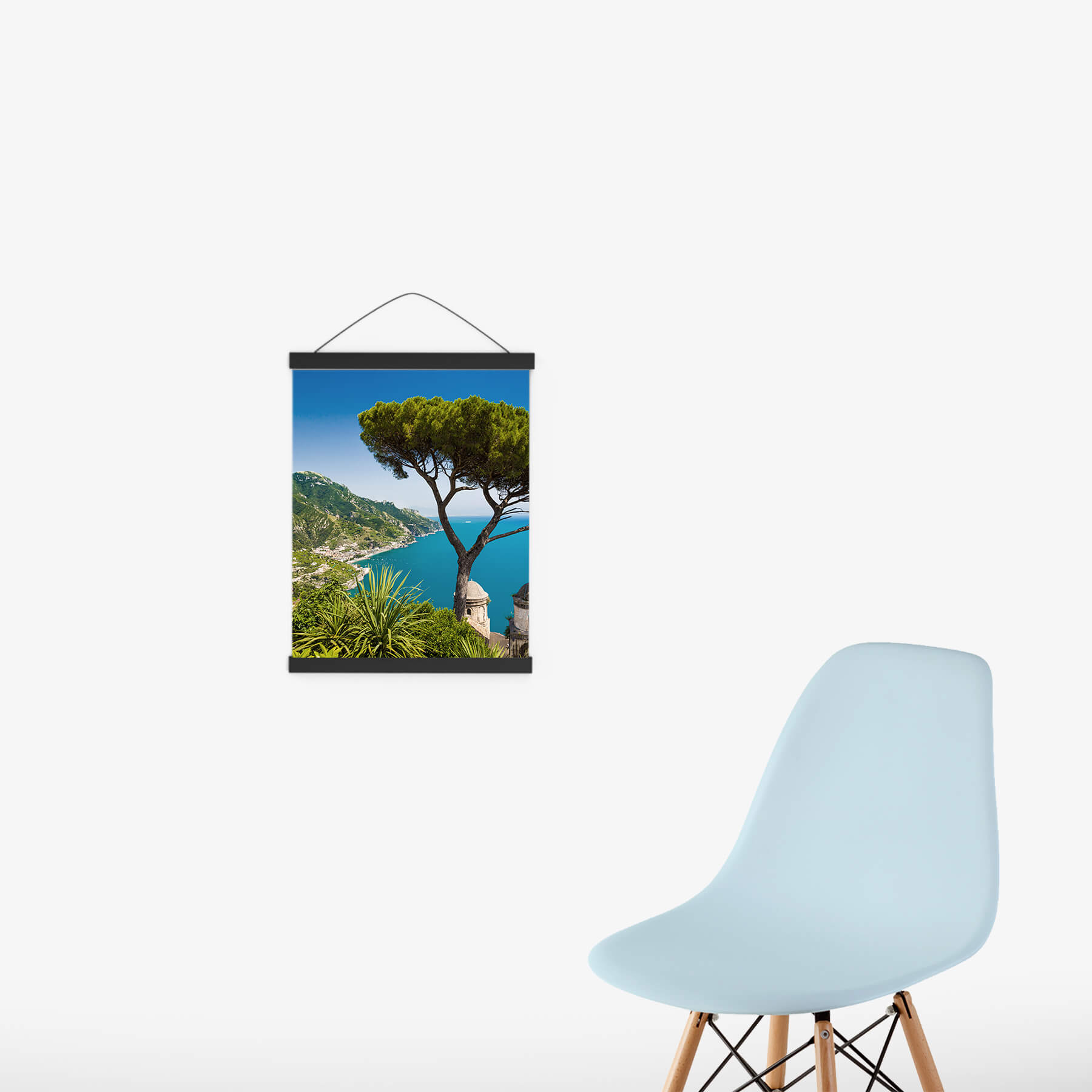 Trendy poster hanger in widths of 31 cm with black wood | ifolor